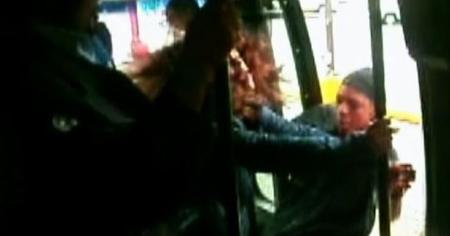 Wild Bus Fight Caught on Tape - CBS News