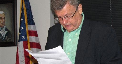 Disgraced Rep. Souder Says Loneliness Played a Role in Affair - CBS News