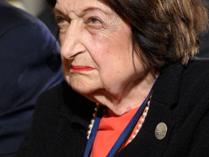 Helen Thomas Retires in the Wake of Uproar Over Comments about Jews ...
