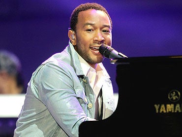 John Legend Kicks Off World Cup Concert - CBS News