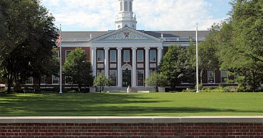 U.S. News College Rankings Put Harvard on Top - CBS News