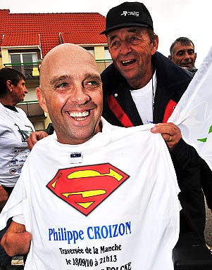 Philippe Croizon: Quadruple Amputee Swims English Channel