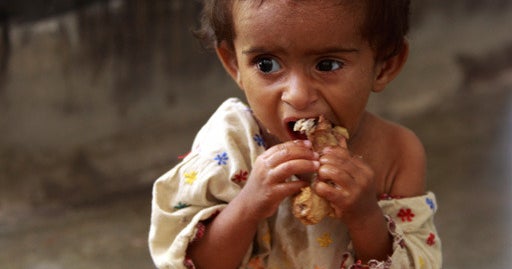Hungry Children in Pakistan