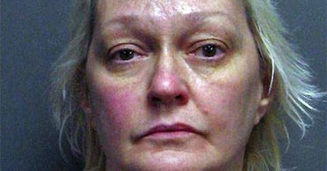 Mom Arrested For Abducting Daughter 25 Years Ago Cbs News