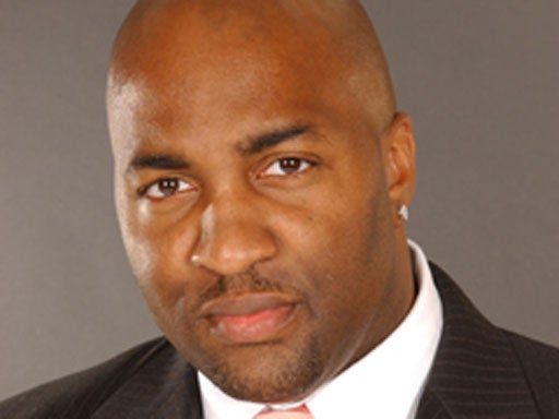 Bryan Leach, Hip Hop Exec, Arrested for Gun Possession While Driving in NYC - CBS News