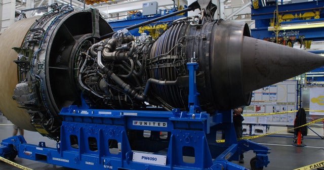 Inside an Airliner's Engine Shop