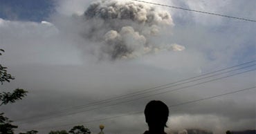 Indonesia's Mt. Merapi has Biggest Eruption Yet - CBS News