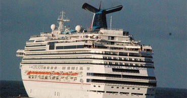 Rescue Under Way for Disabled Carnival Splendor - CBS News