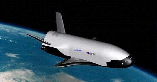Secretive Air Force space plane sets endurance record - CBS News