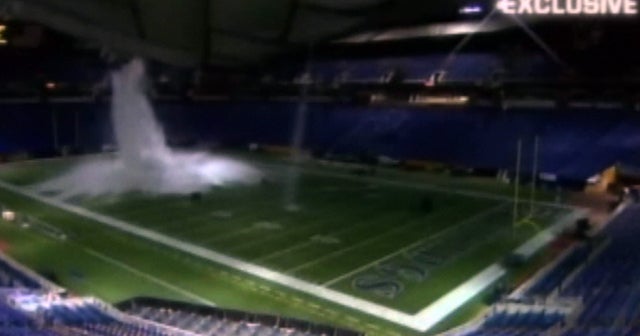 The Feed: Minnesota Metrodome Collapses - CBS News