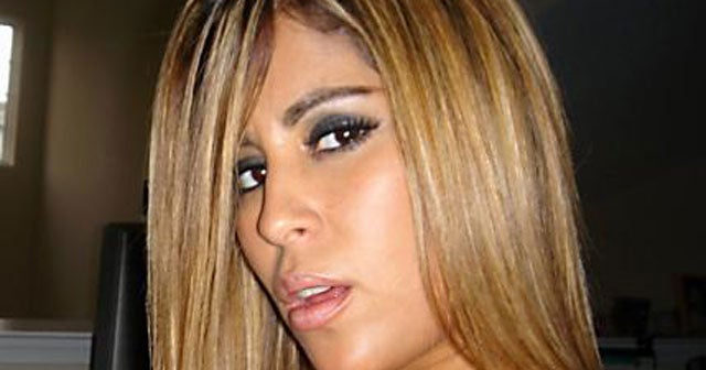 Debbie Flores-Narvaez Missing: Family Sets up Website, Sister Dedicated ...