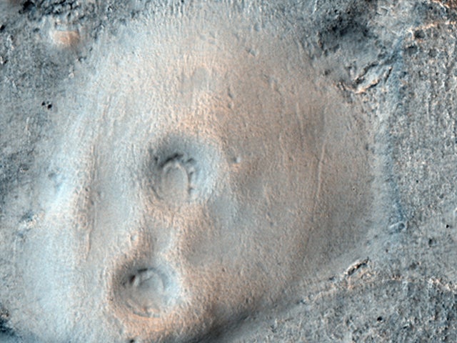 Stunning New Shots from Mars