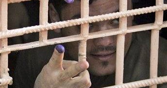 Group Warns Of Continued Abuse In Iraqi Prisons - CBS News