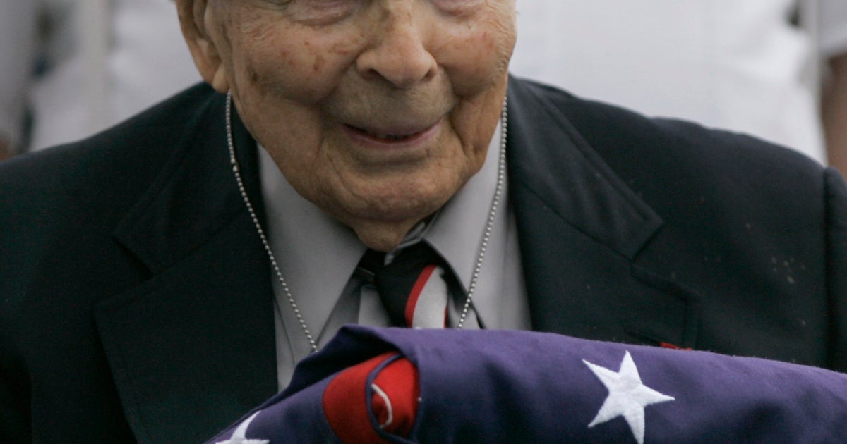 Katie Couric's Notebook: Frank Buckles - CBS News