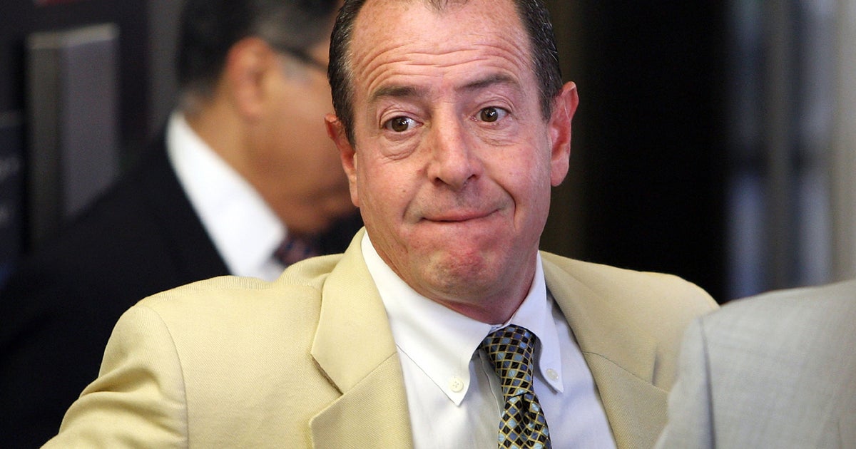 Michael Lohan arrested on domestic violence charges, hospitalized - CBS ...