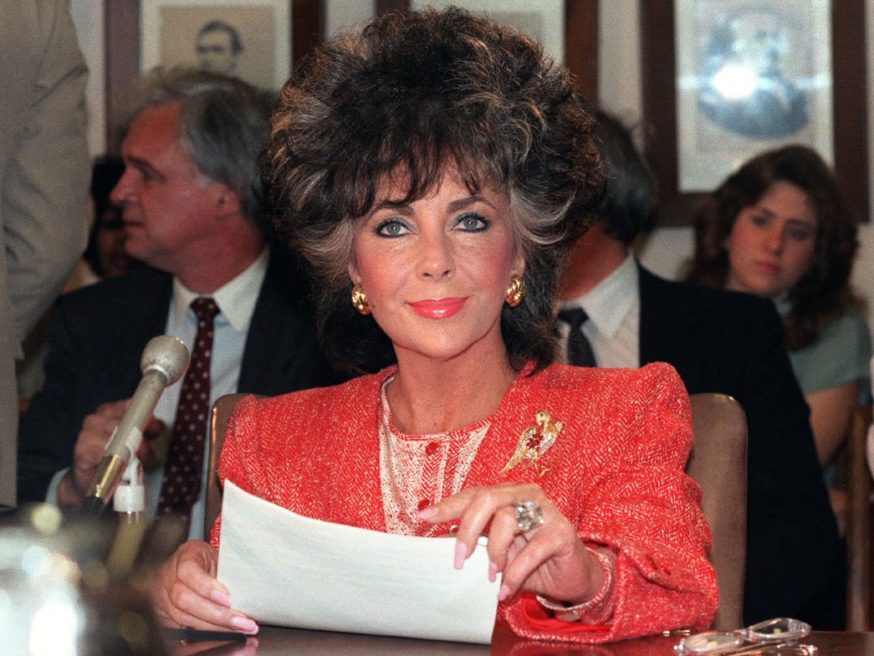 Elizabeth Taylor was early and tireless AIDS/HIV advocate - CBS News