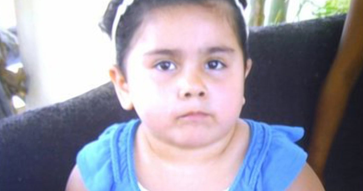 Deported U.S. girl, 4, returning to New York - CBS News