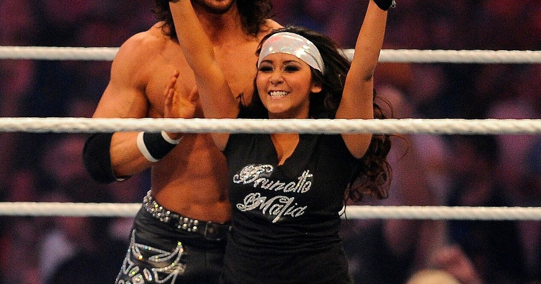 Snooki victorious at WrestleMania - CBS News