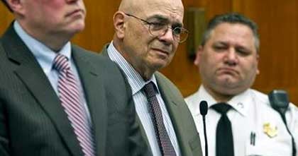 High school coaching legend Robert Oliva pleads guilty to child sex abuse in 1976 case - CBS News