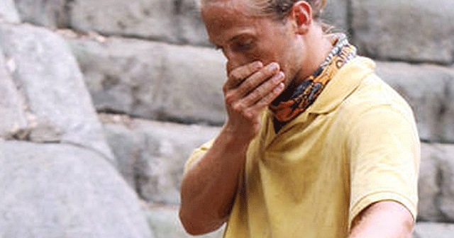 On "Survivor: Redemption Island," it's brawn over brains - CBS News