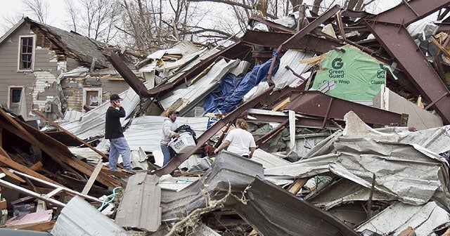 Tornadoes leave trail of destruction in Midwest - CBS News