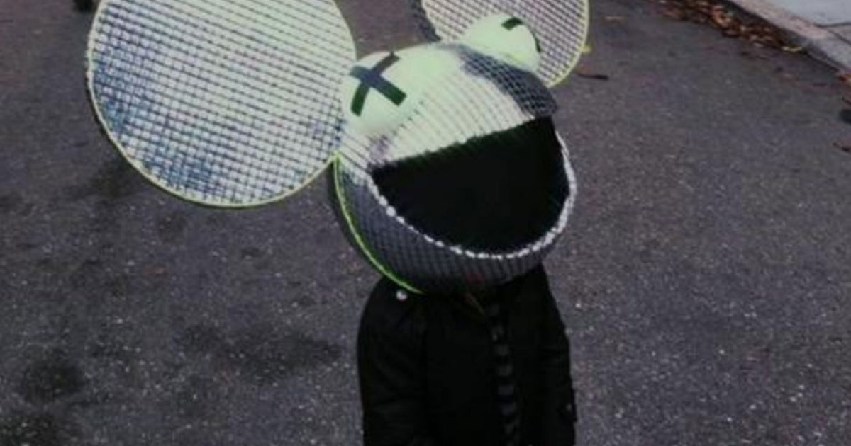 Father makes his son a mini-Deadmau5 - CBS News