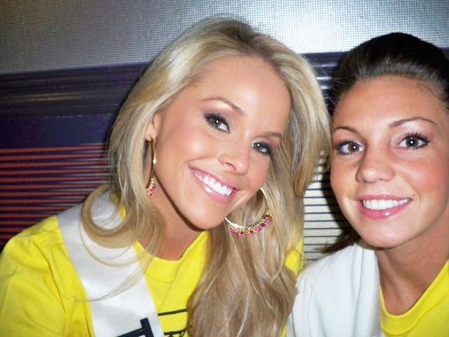 Dallas Cowboy sues Texas beauty queen for engagement ring