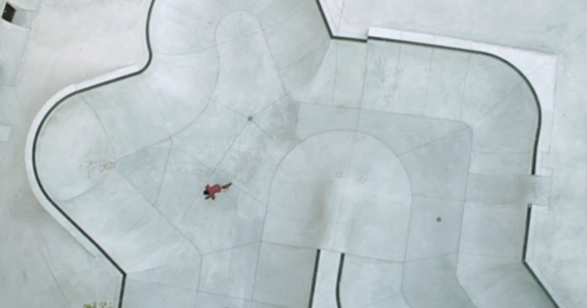 Canon camera + RC Helicam = Truly amazing video - CBS News