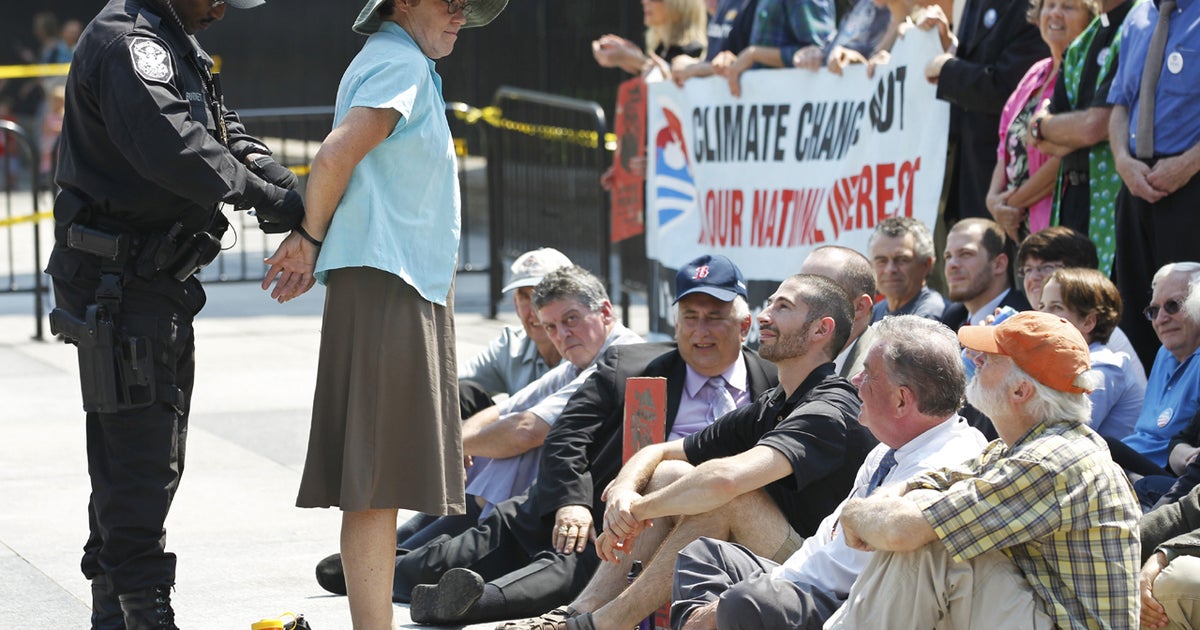Dozens more arrested in oil pipeline protest - CBS News