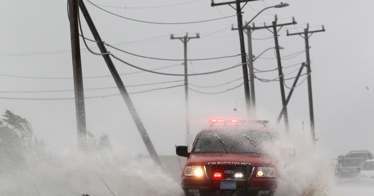 Irene brings heavy rain to New England - CBS News