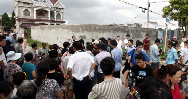 Daycare staffer stabs kids, wounding 8 in China - CBS News