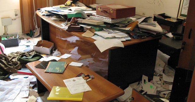 Libyan spy files document Qaddafi regime's fall - CBS News