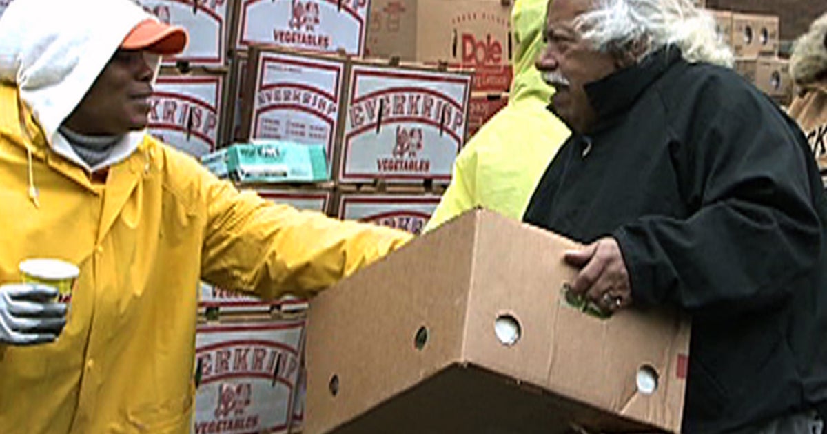 Census data: Half of U.S. poor or low income - CBS News