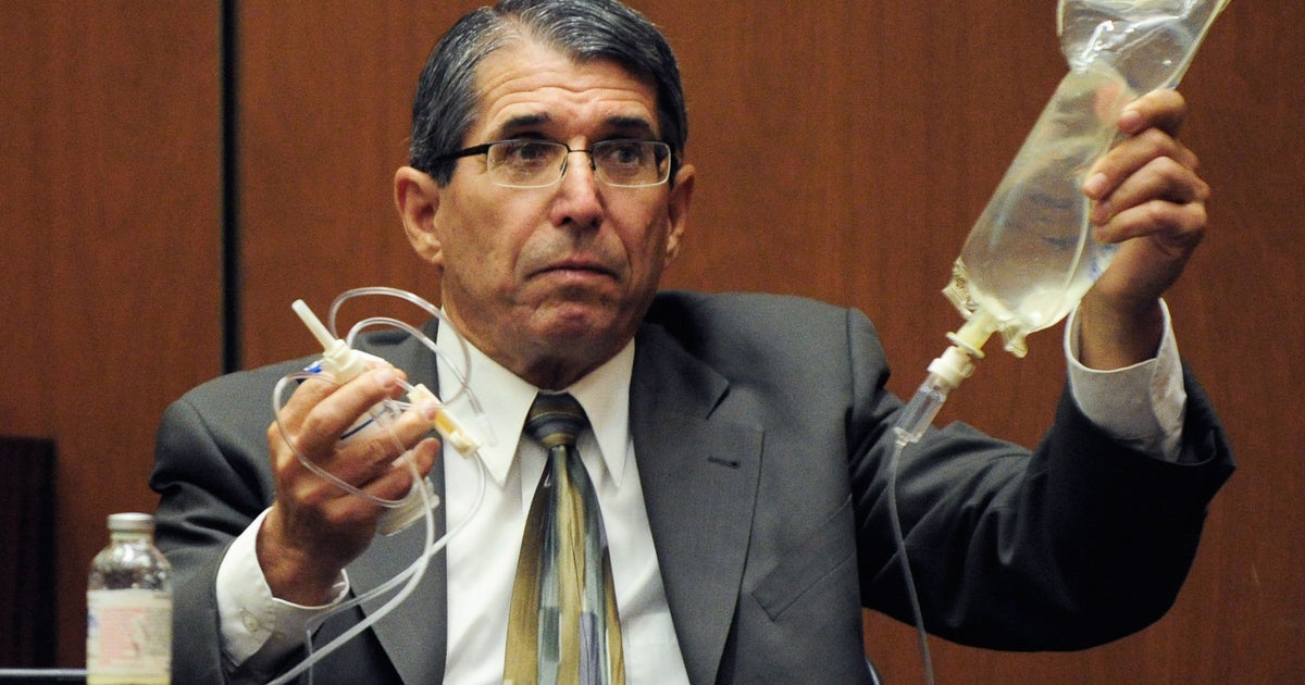 Expert testifying for Jackson doc says Murray deviated from standard ...