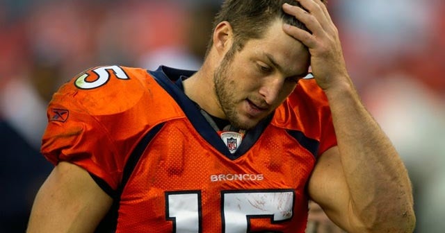Tim Tebow: From triumph to taunts - CBS News