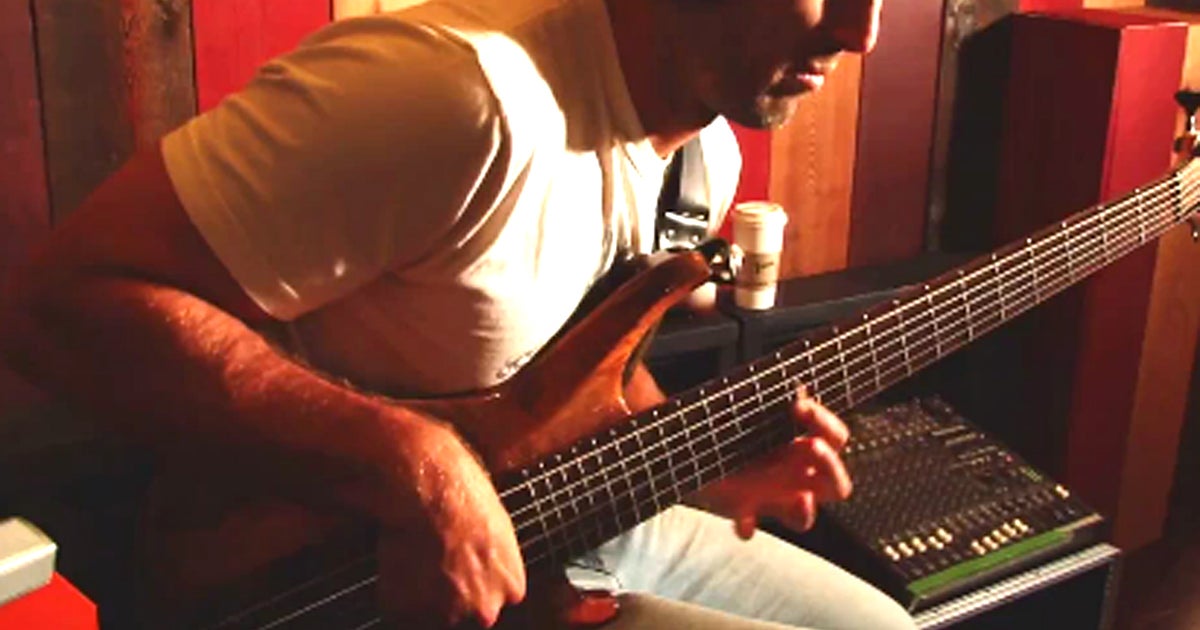 Amazing bass cover of Radiohead's "Karma Police" provides some mellow ...