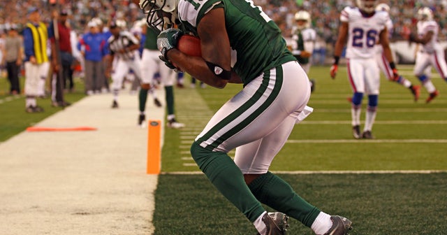 Jets' Santonio Holmes thinks 2-QB system can't work in NFL - CBS News