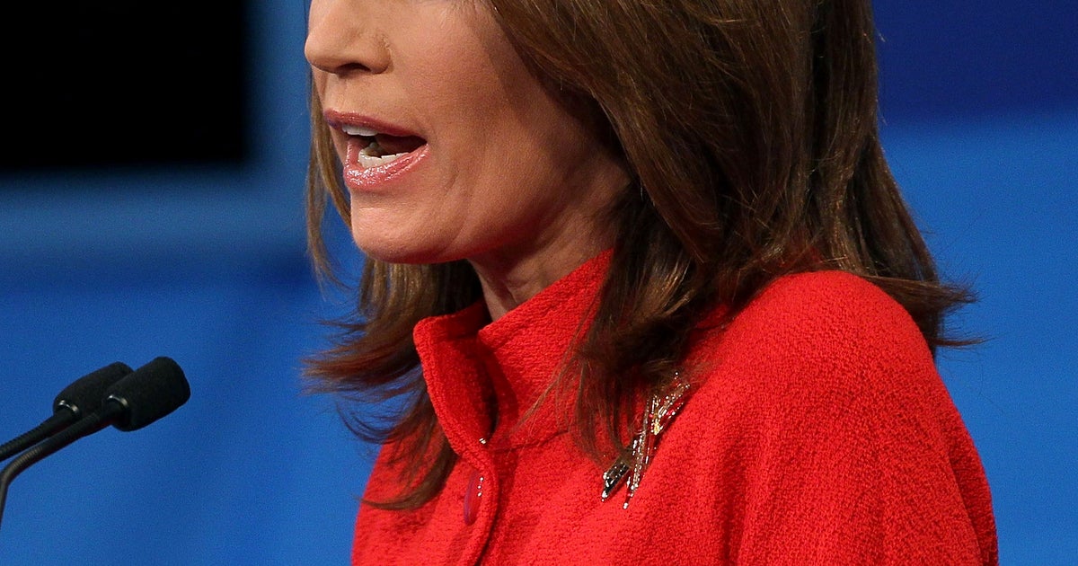 Bachmann keeps up attacks on Gingrich - CBS News