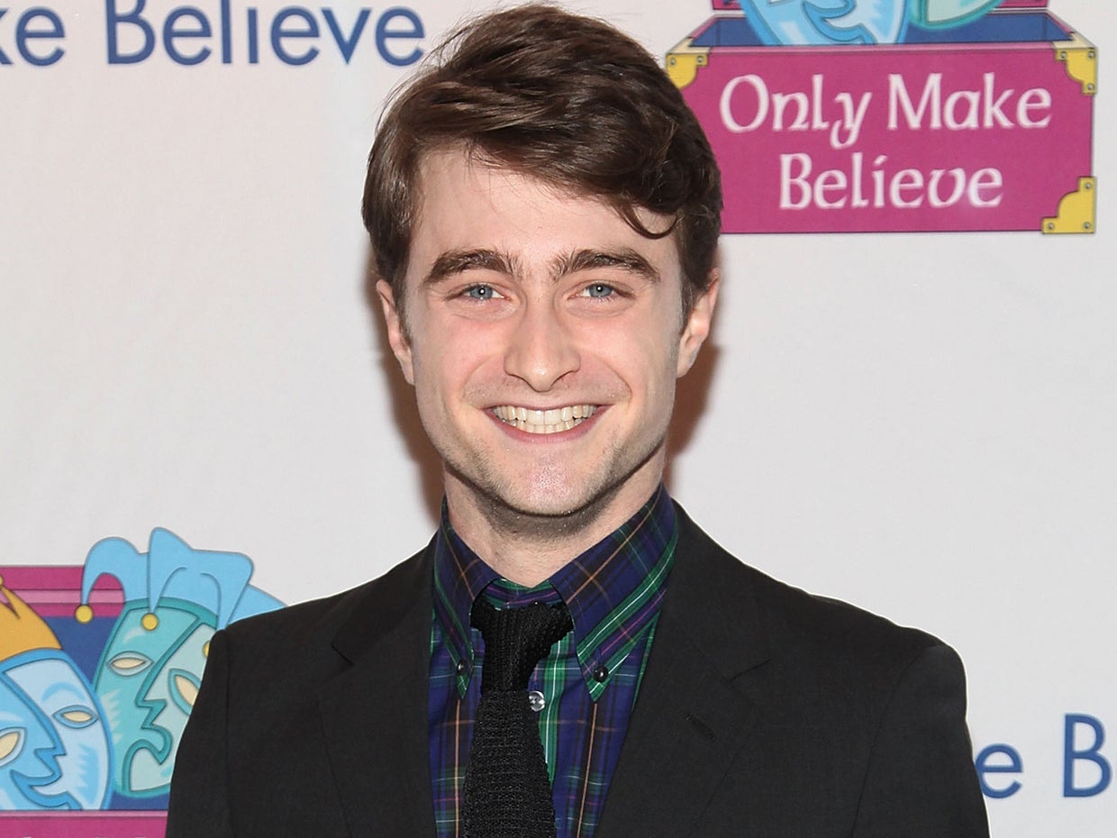 Daniel Radcliffe to host "Saturday Night Live" - CBS News