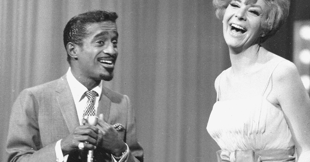 Kaye Stevens, Rat Pack singer and USO performer, dies of breast cancer ...