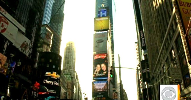 Finishing touches in Times Square for big night - CBS News