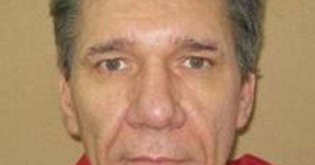 Convicted killer calls himself a "man of leisure" in taunting letter to ...