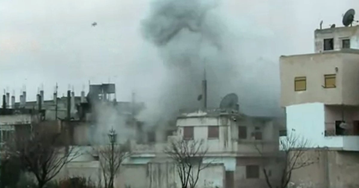 Syria batters Homs for 5th day in a row - CBS News