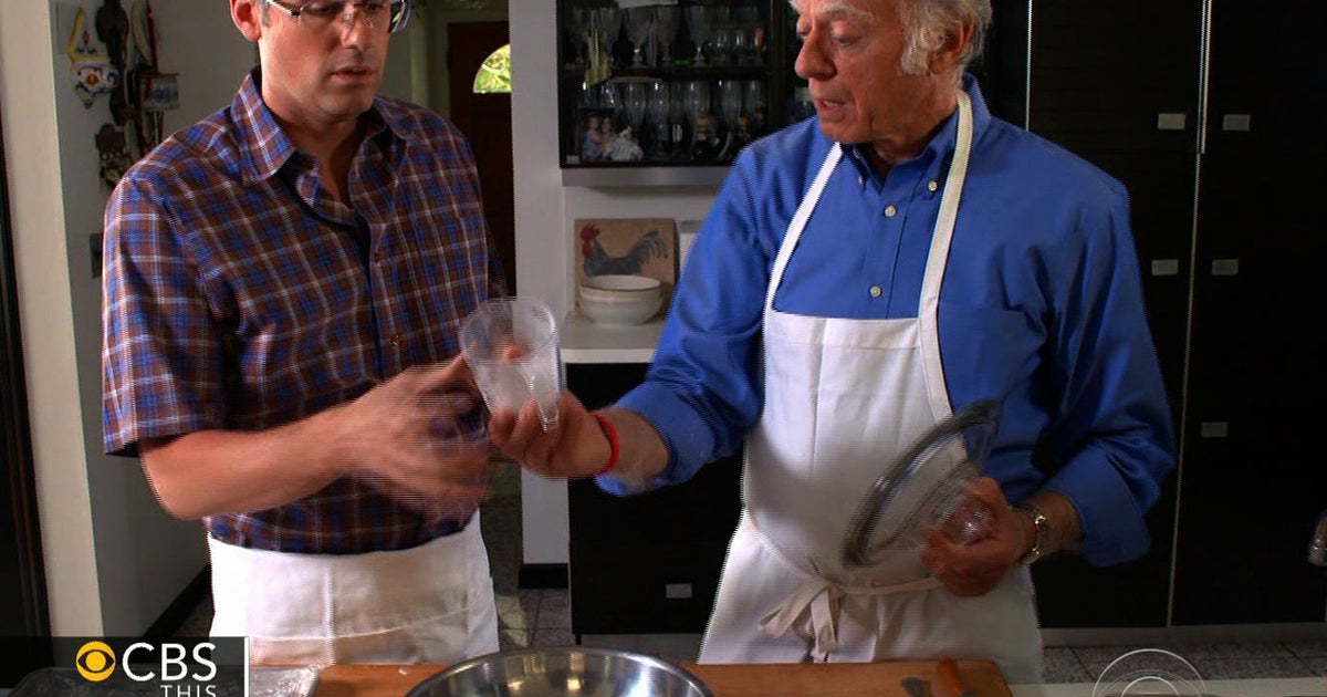 Mo Rocca whips up grandmother's cooking special - CBS News