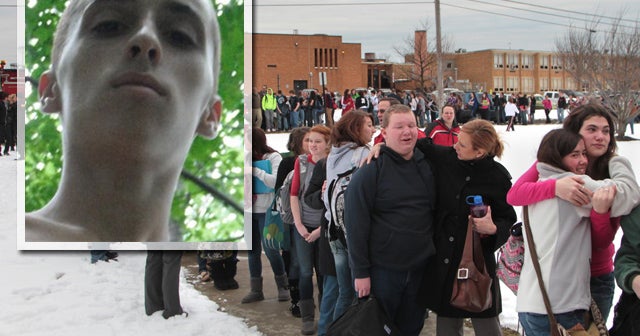 Source: Ohio shooting suspect tipped off friends - CBS News
