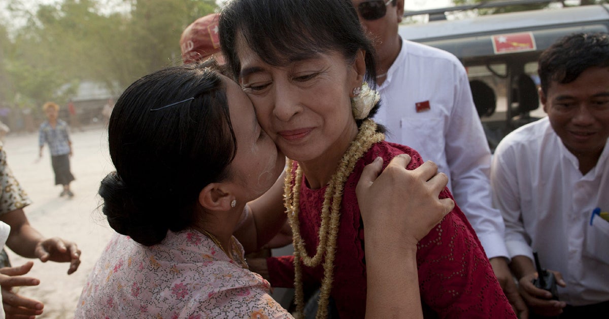 Burmese opposition claims Suu Kyi win - CBS News