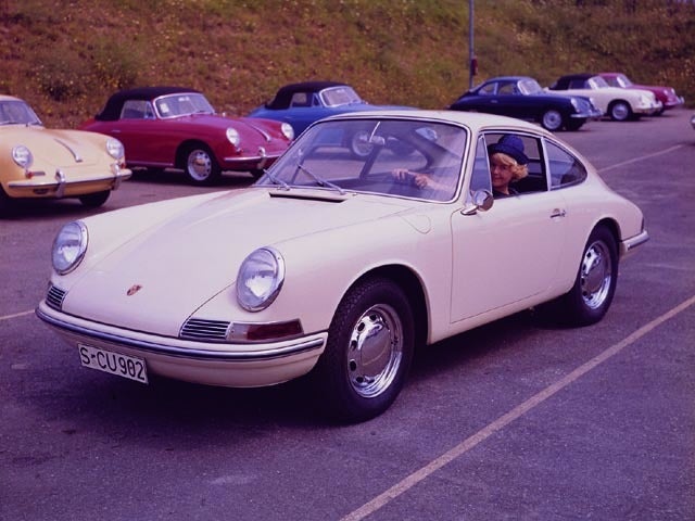 Porsche 911 through the years