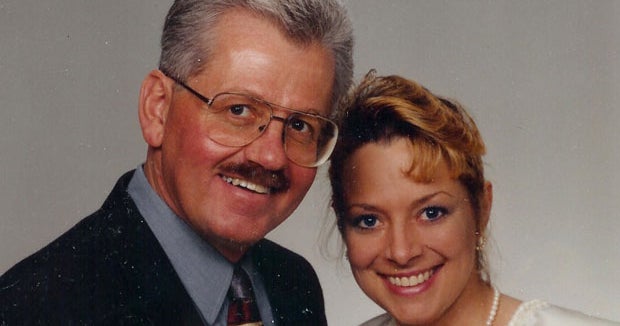 Suicide or homicide? Author Ann Rule helps mother search for justice in ...