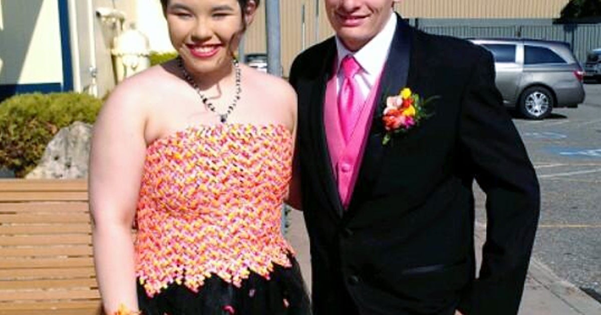 Teen makes prom dress out of Starburst wrappers - CBS News