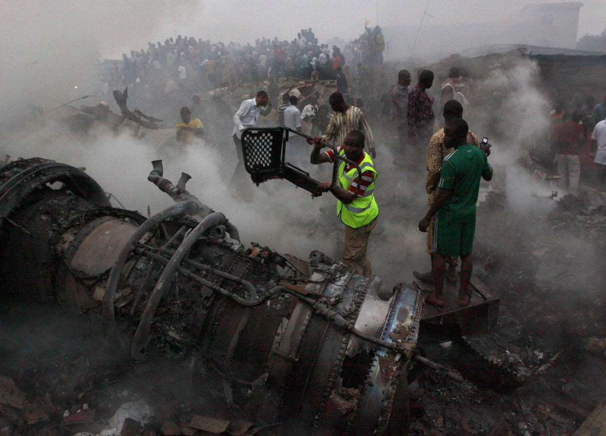 Plane crashes in Nigeria, all 153 aboard dead - CBS News